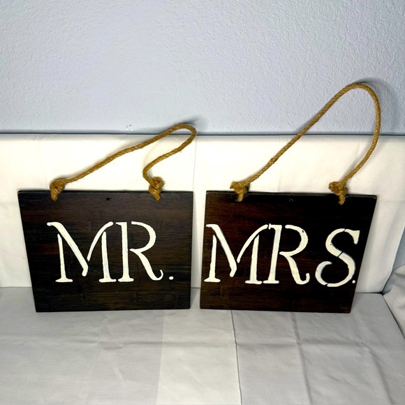 Party Supplies | Mr And Mrs Wooden Signs With Rope Hangers 12x1 Country ...